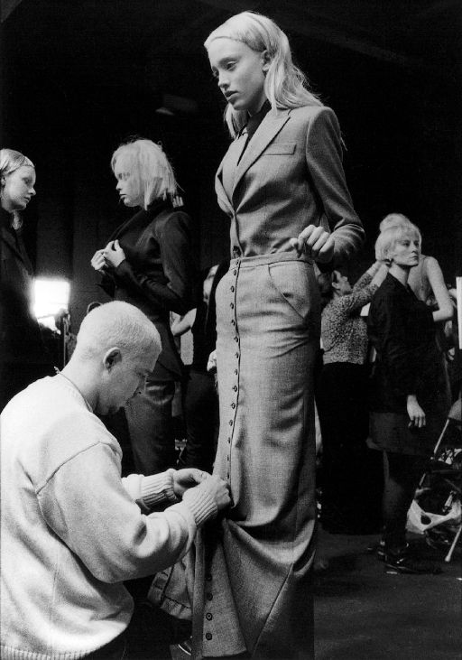 1994年Alexander McQueen在中央圣马丁的学费才4000英镑？- 壹壹艺术留学网